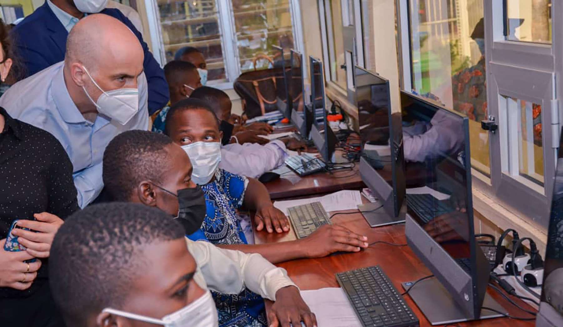 UNE MISSION DE LA BANQUE MONDIALE FELICITE LE GOUVERNEMENT DU BENIN ET ...